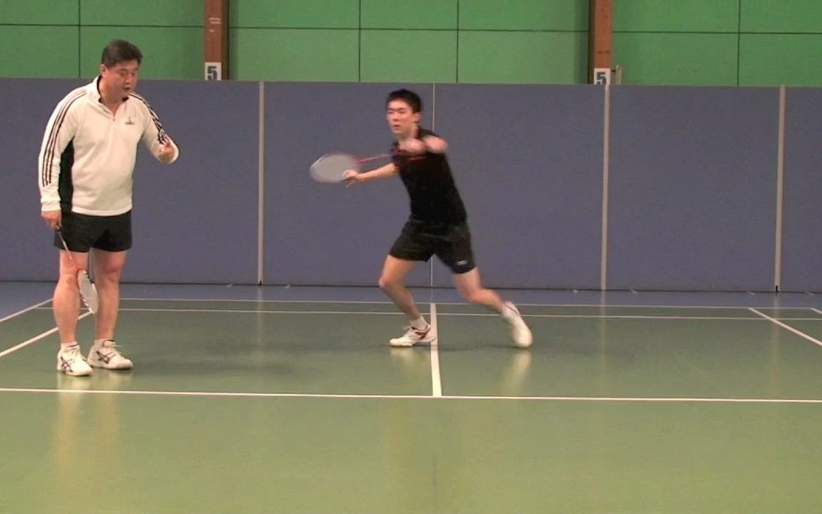 Badminton-Footwork Skill (1) How to Start from the Base_哔哩哔哩_bilibili