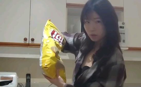 Menis_ short stories_060_メニスの休日 My day off_哔哩哔哩_bilibili