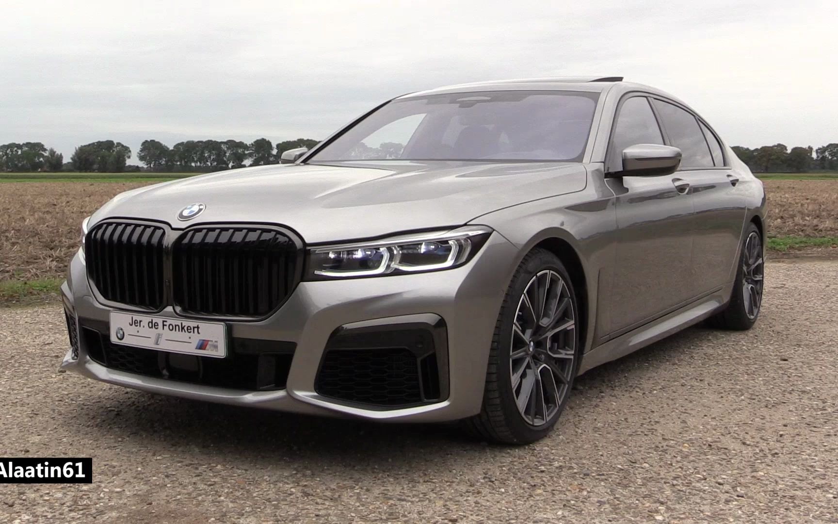 2022 BMW M760 Long V12 - Wild Luxury Ship!