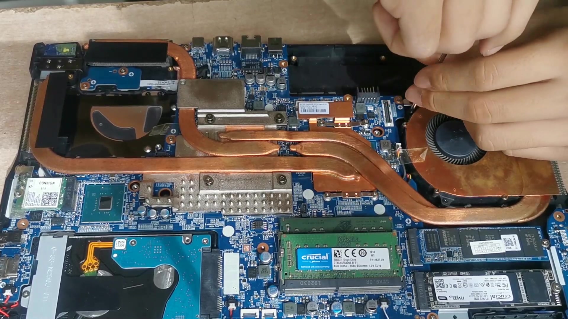 神舟Z7-CT5NA CT7NA 蓝天NB50 NH50 NH57 换屏线屏幕教程