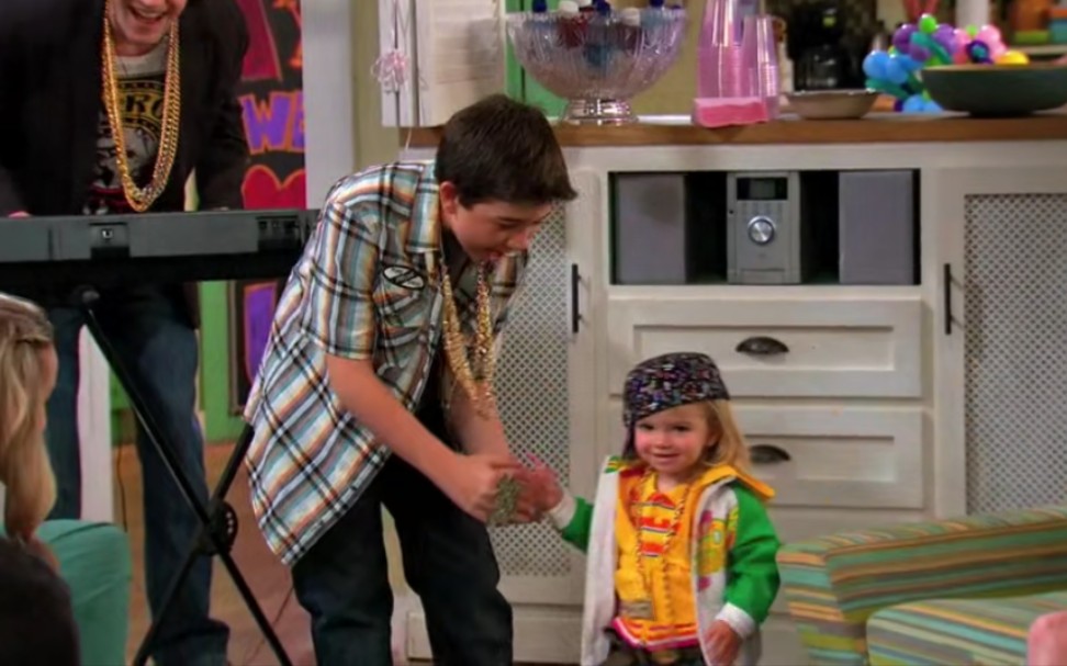 Good Luck Charlie_哔哩哔哩_bilibili