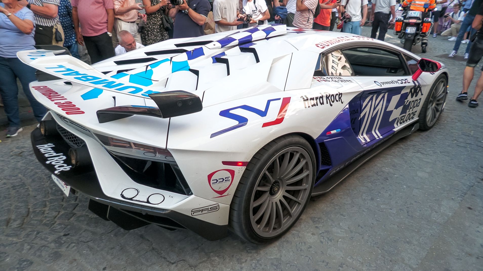 瘋狂的 DDE Gintani Lamborghini Aventador SVJ - 瘋狂的 V12 F1 聲音！-ECS-Cars-ECS ...