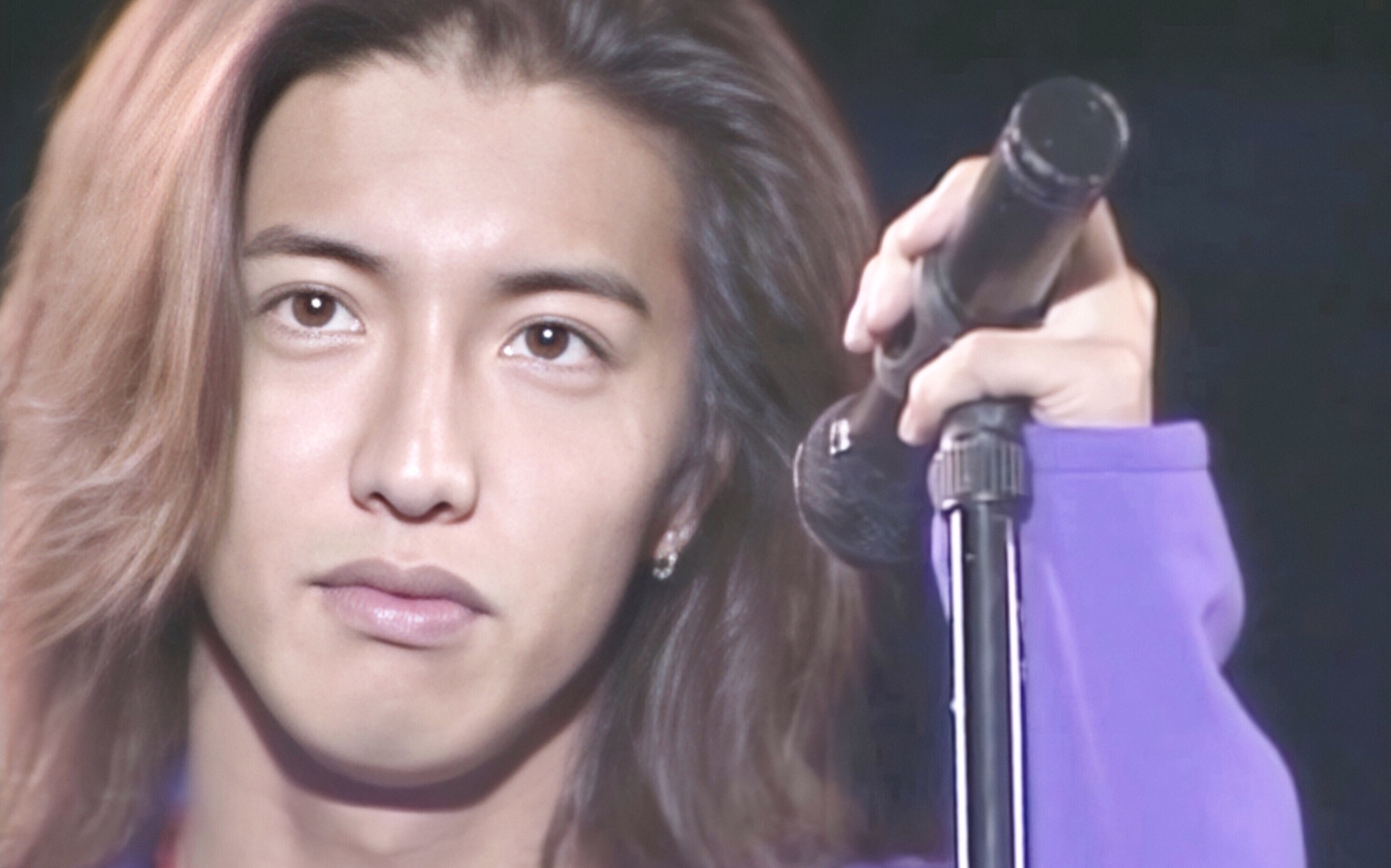 木村拓哉性感摇滚solo—因为我很软弱1997年演唱会_哔哩哔哩 (゜-゜)つロ 干杯~-bilibili