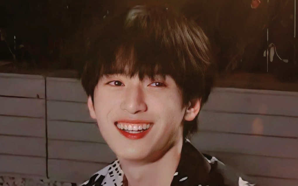 祝17岁的严浩翔生日快乐！_哔哩哔哩_bilibili