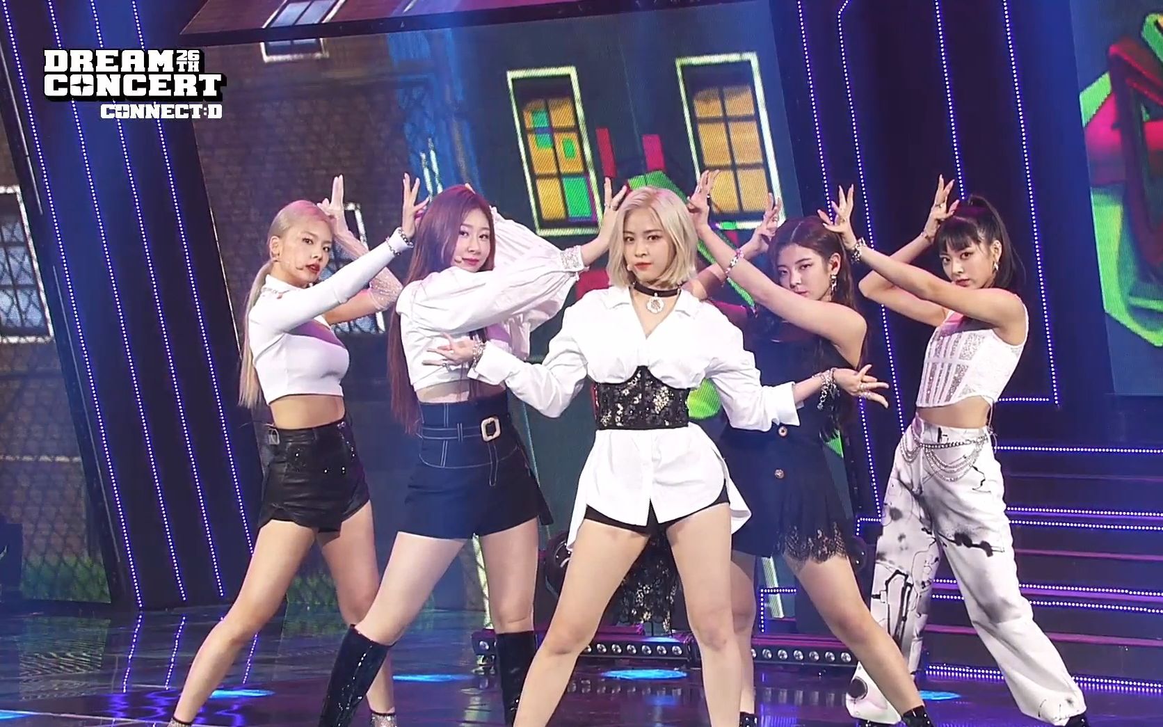 【ITZY】2020梦想演唱会(DALLADALLA+ICY+WANNABE)_哔哩哔哩_bilibili