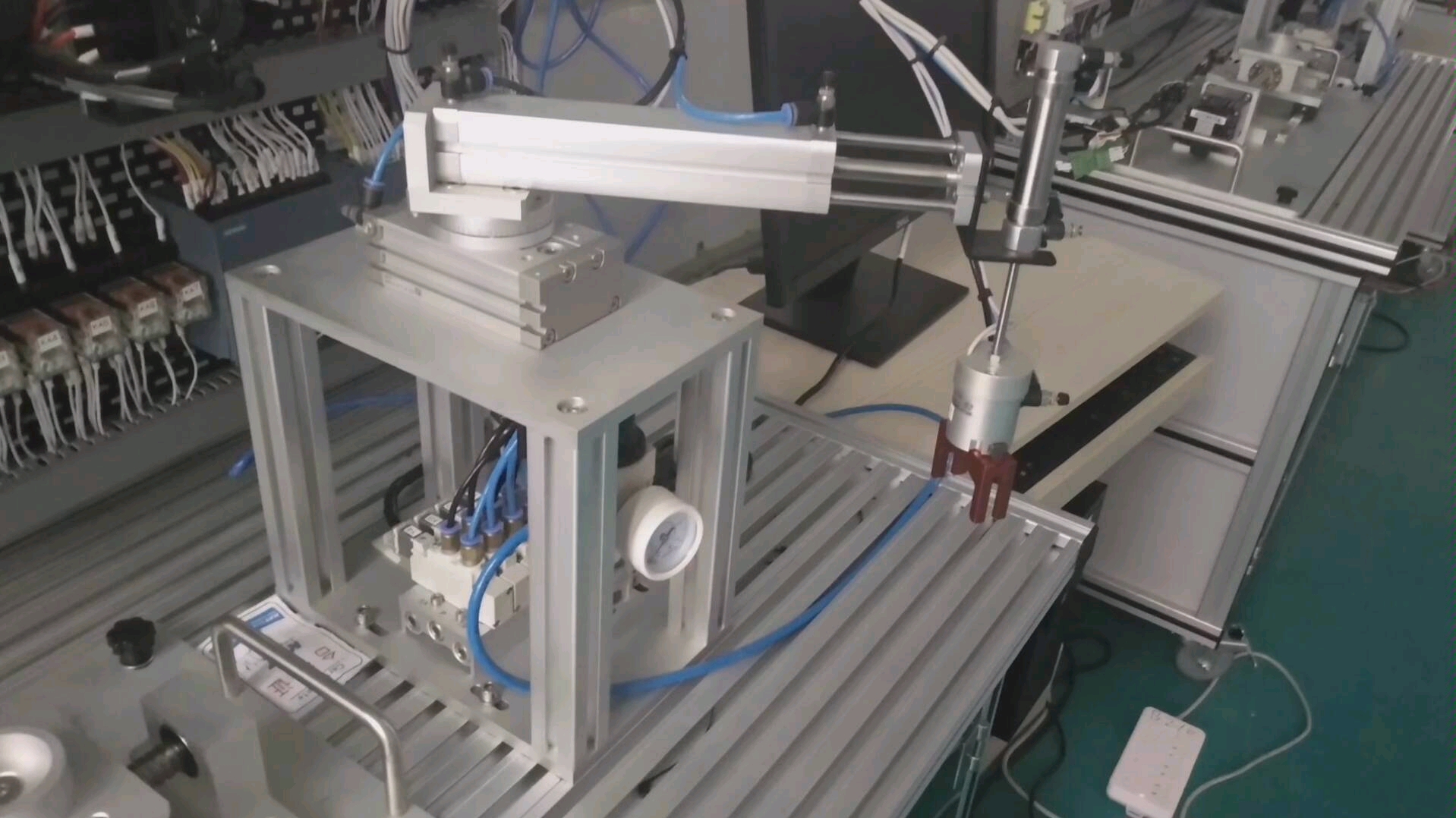 NX ug 机电概念设计 MCD机械手仿真教学。支持软件和plc通讯_哔哩哔哩_bilibili