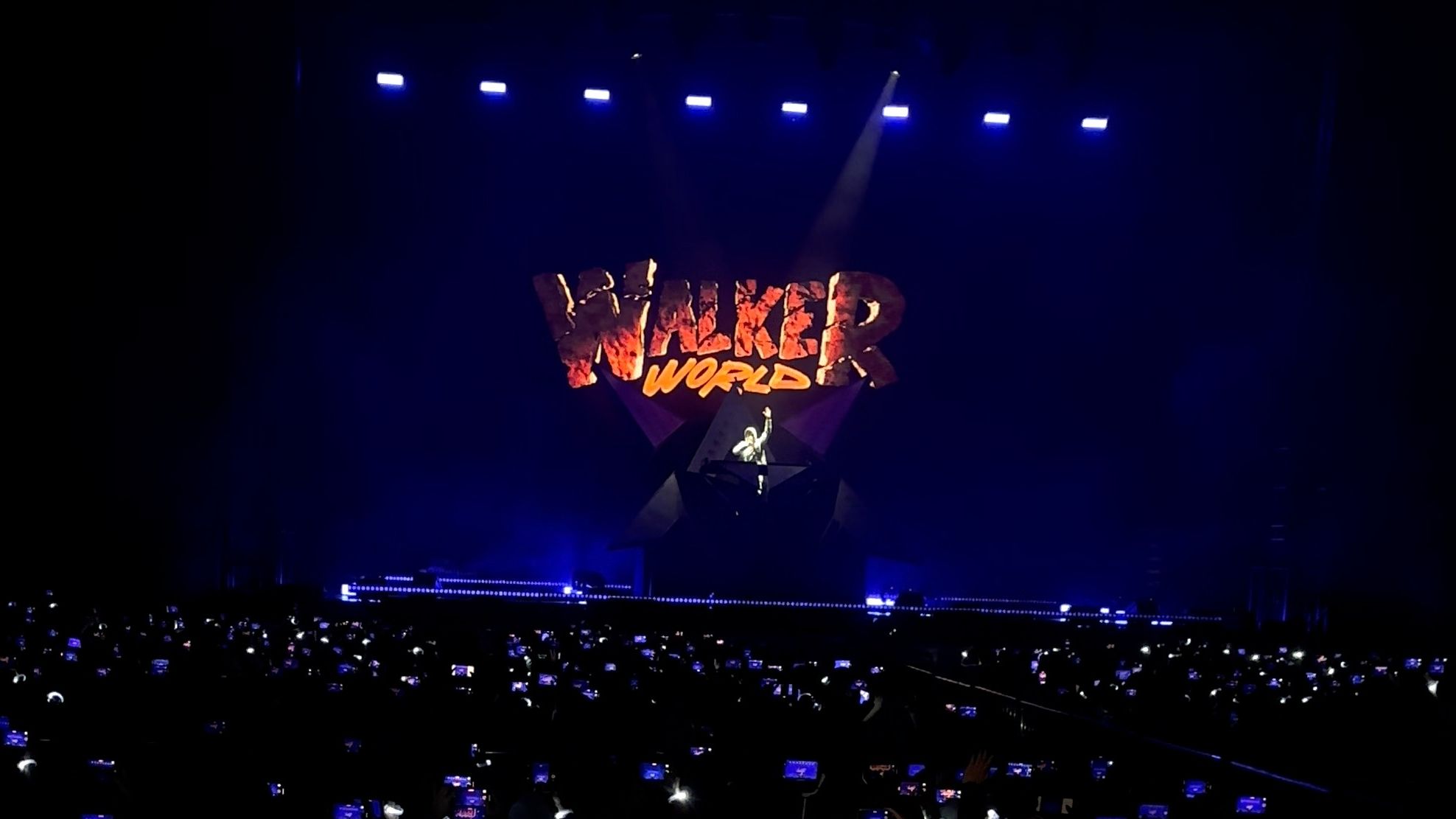 Welcome to the WalkerWorld！上海，我来了，你们准备好了吗？！-AlanWalker官方频道-AlanWalker官方 ...