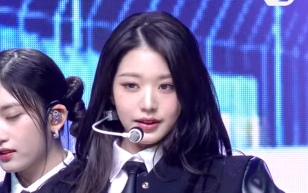 【张元英】超清晰漂亮的肌肉线条我斯哈斯哈！‘I AM’竖版直拍 230420MCD舞台-张元英_ForeverYoung-张元英 ...