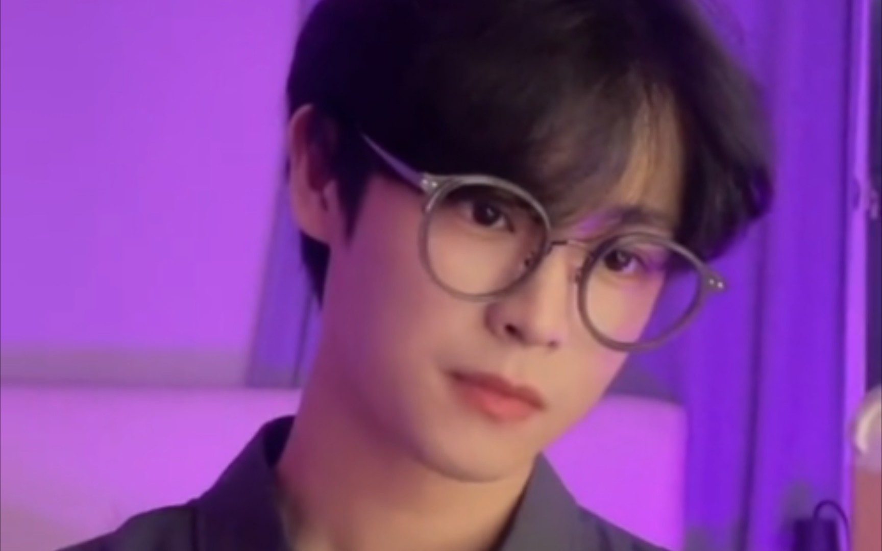 大国男儿 karam 男 32岁 爱好拉人一起拍tiktok