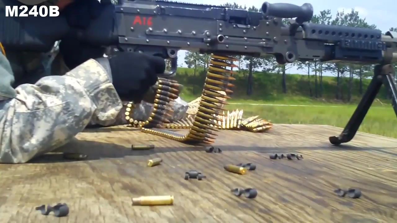 M240L机枪，M240B机枪射击视频高清_哔哩哔哩_bilibili