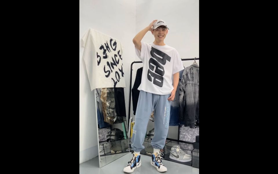 BJHG | 夏天来了，你觉得什么颜色的T最百搭？ | 男生穿搭_哔哩哔哩_bilibili