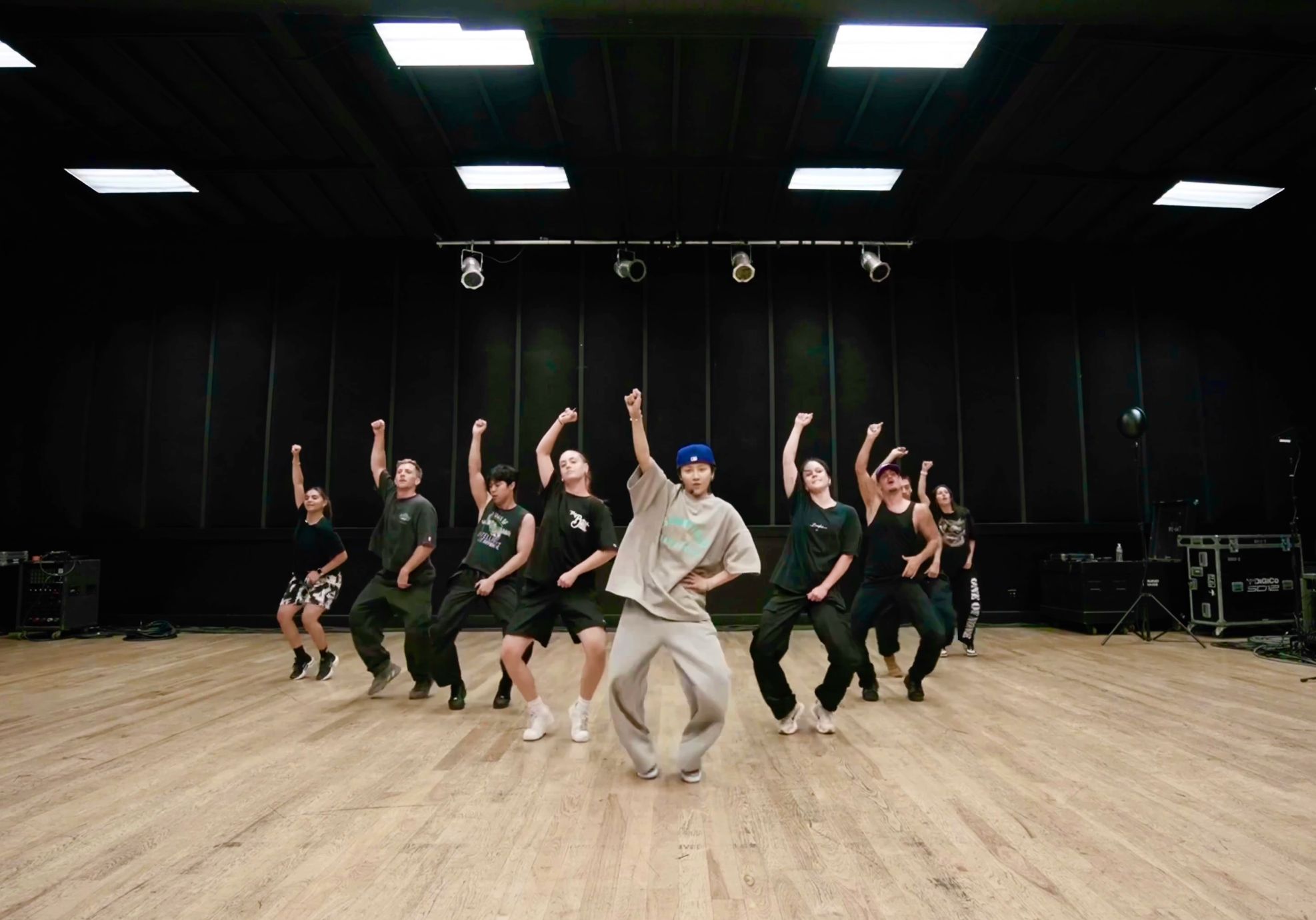 刘雨昕【Reality】Coachella科切拉舞蹈室版 舞步丝滑收放自如-刘雨昕工作室-刘雨昕工作室-哔哩哔哩视频