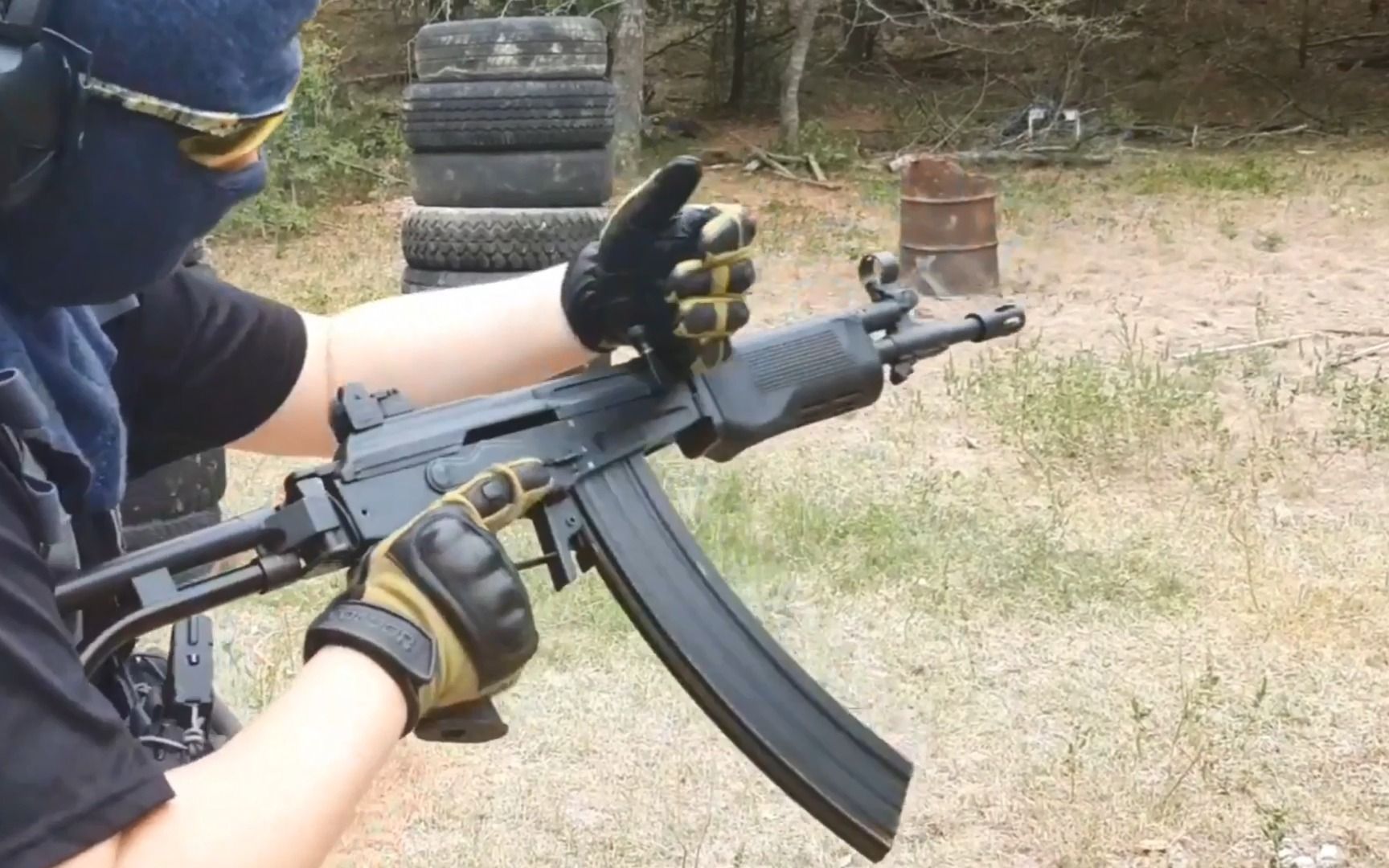 南非Vektor（维克托）R5突击步枪配合50发大弹匣-WM蘸蒸鷄麒-WM蘸蒸鷄麒-哔哩哔哩视频