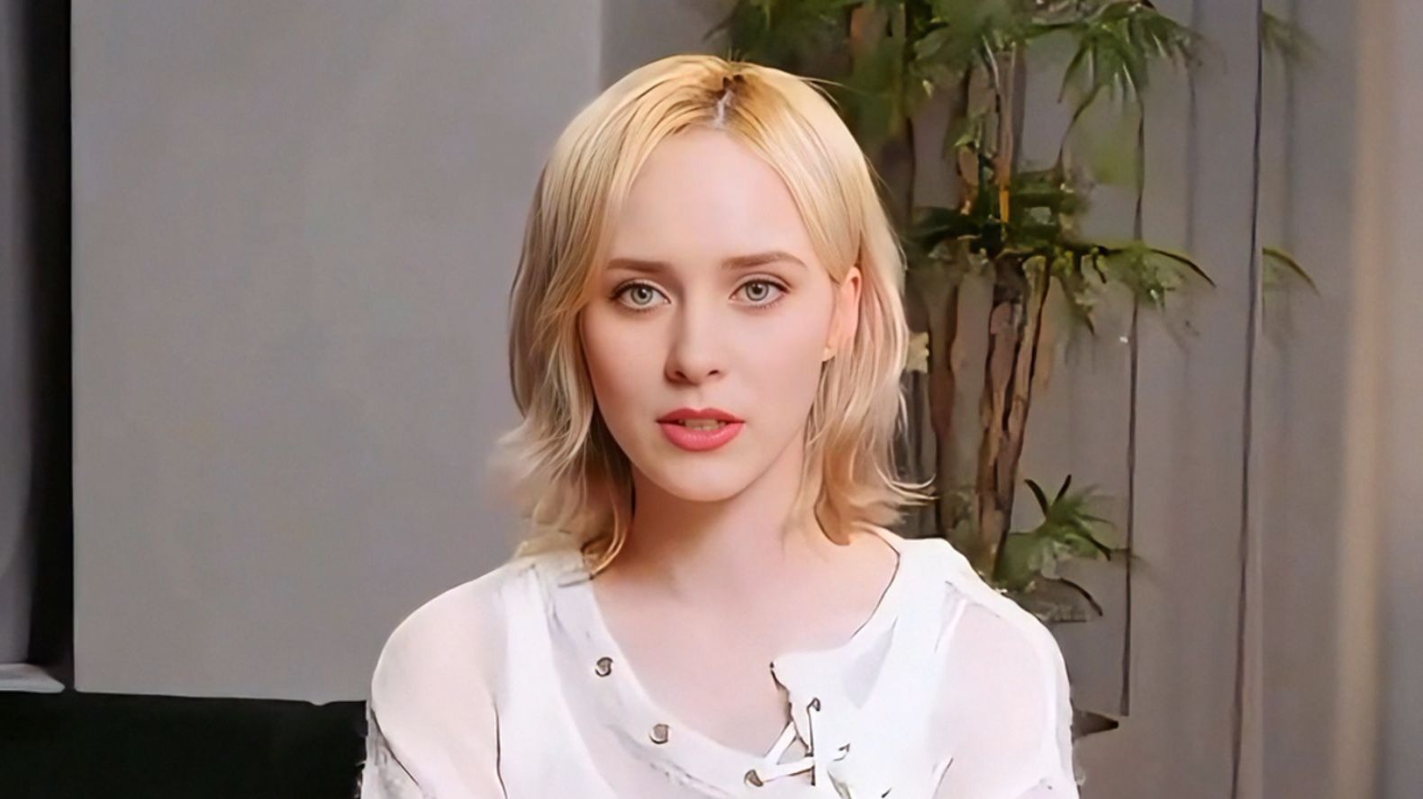 英文翻译：大傻子, 二傻子-johnhuu-johnhuu-哔哩哔哩视频