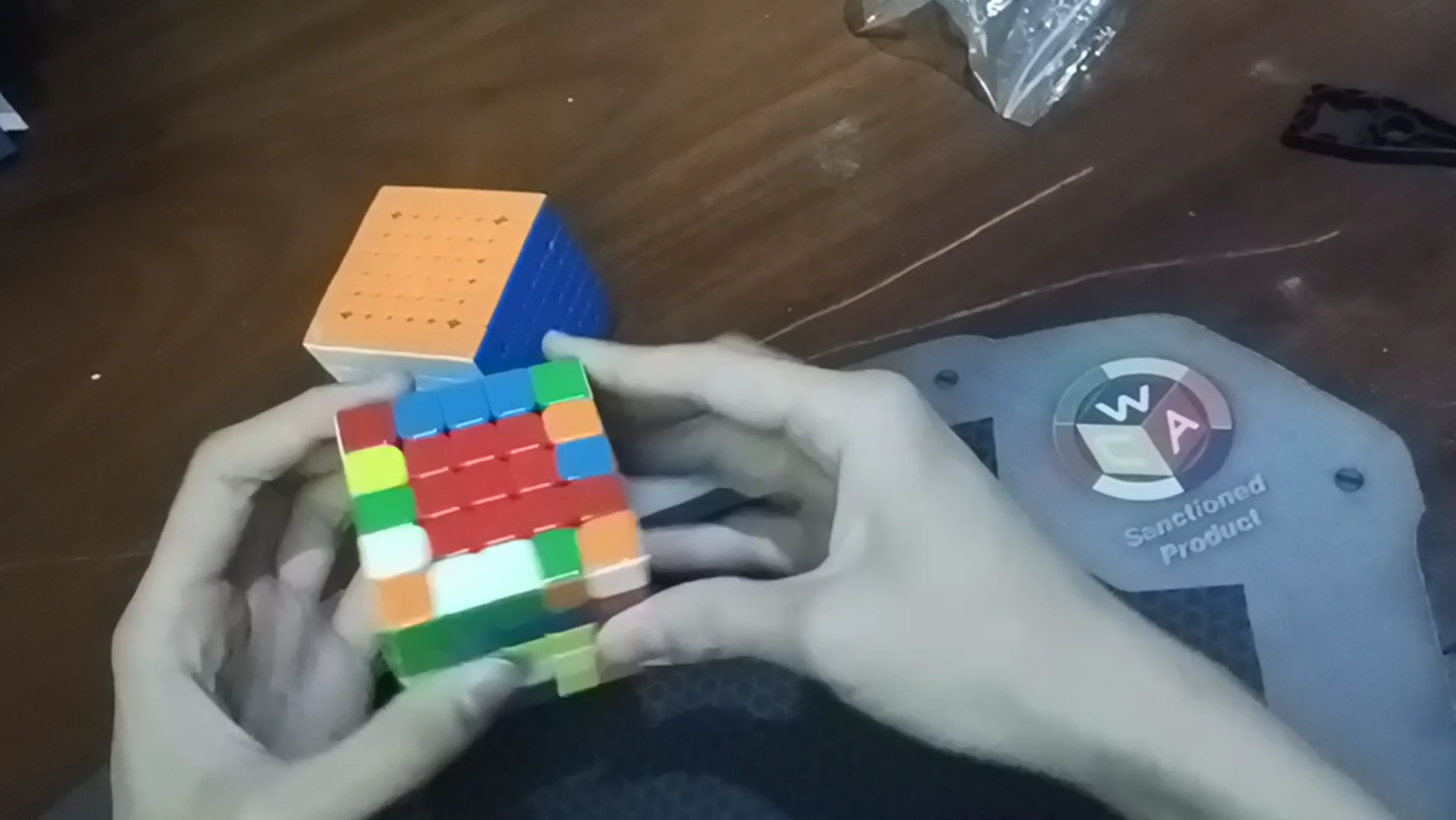 【第一视角实例】一个五阶魔方1分41秒的新手是怎么还原五阶魔方的？-G60沪昆高速-G60沪昆高速-哔哩哔哩视频