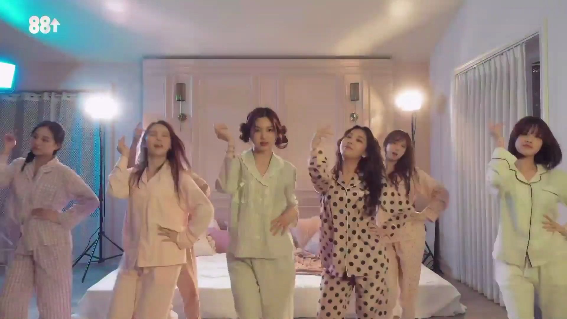 88rising presents: ASIA RISING FOREVER -- CLC_哔哩哔哩_bilibili