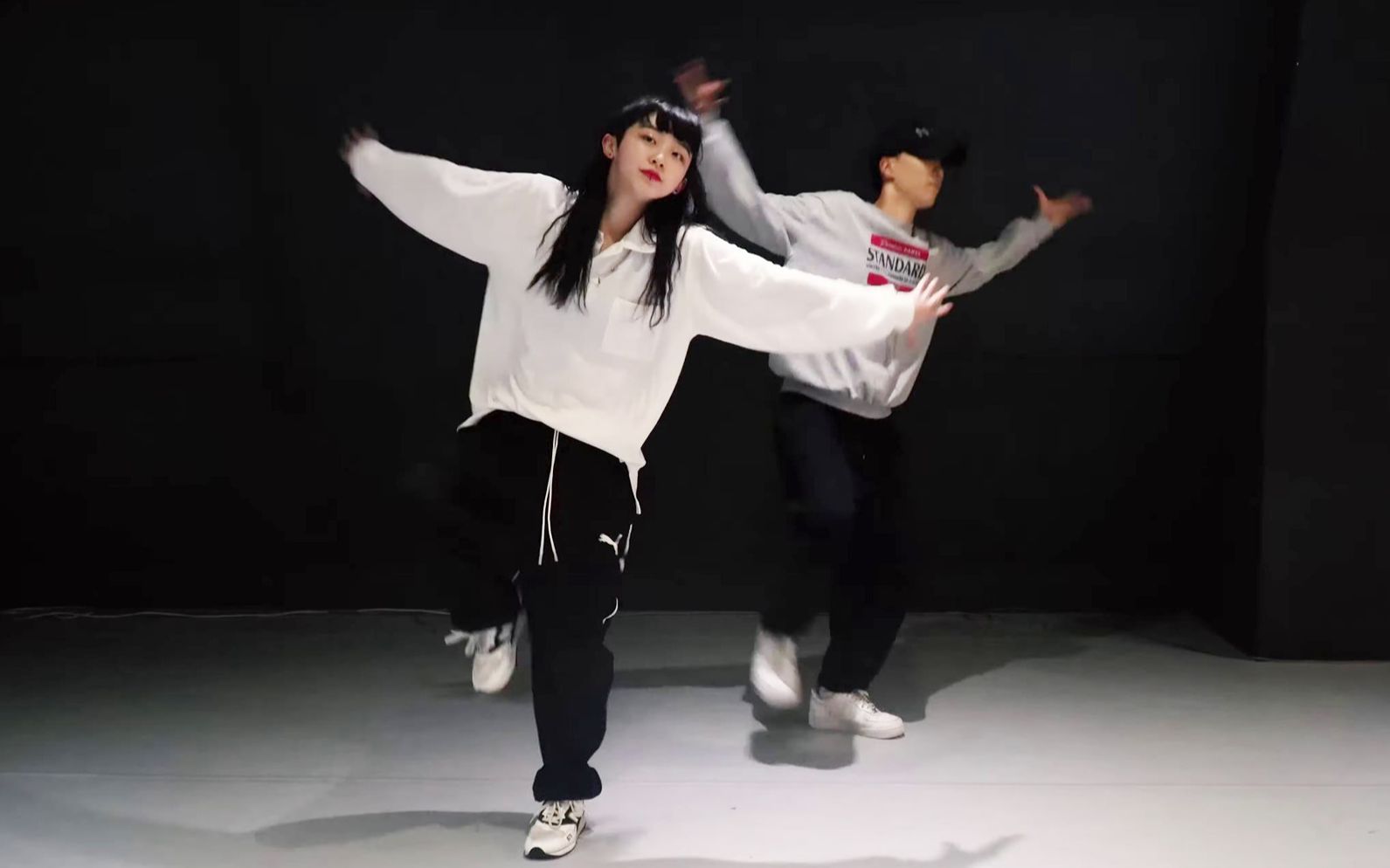 这位铲青女孩真的帅到心坎儿了！Redy Shin黑泡风卡点编舞One Way_哔哩哔哩_bilibili