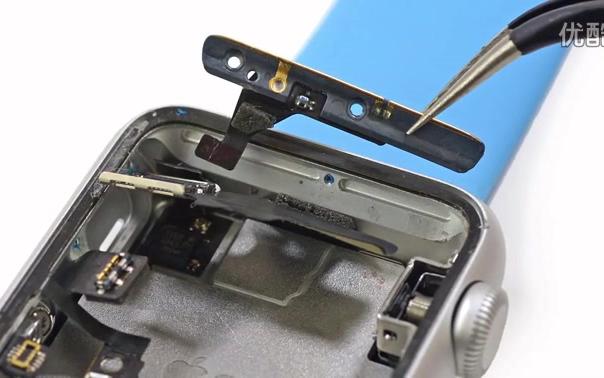 iFixit：苹果表iWatch拆解评测（这次不恶搞）_哔哩哔哩_bilibili