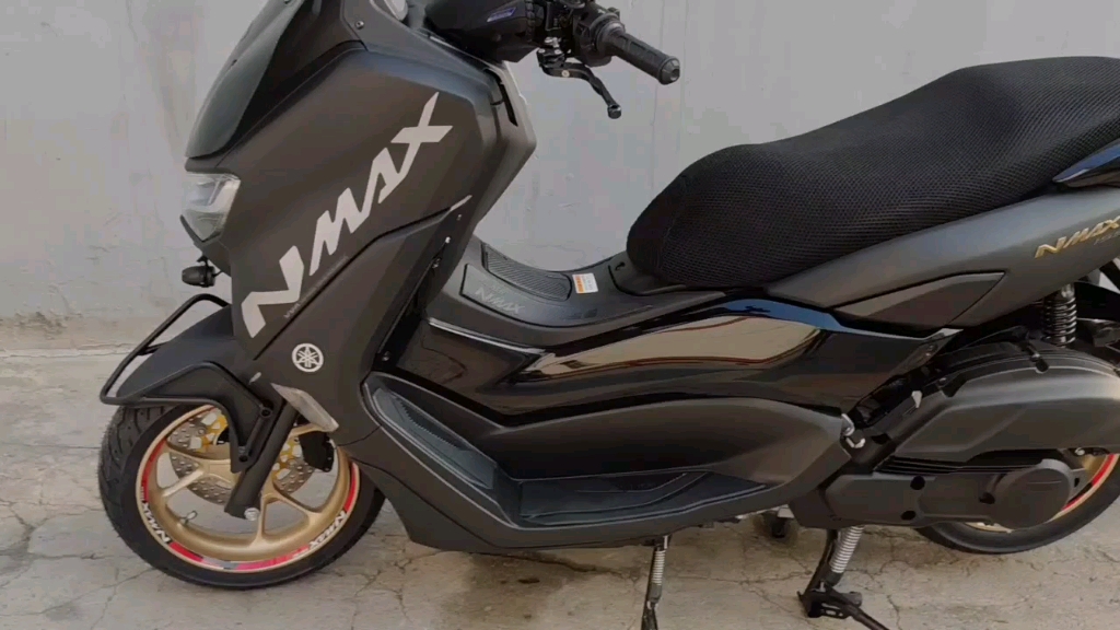 分享一下雅马哈nmax改装案例_哔哩哔哩_bilibili