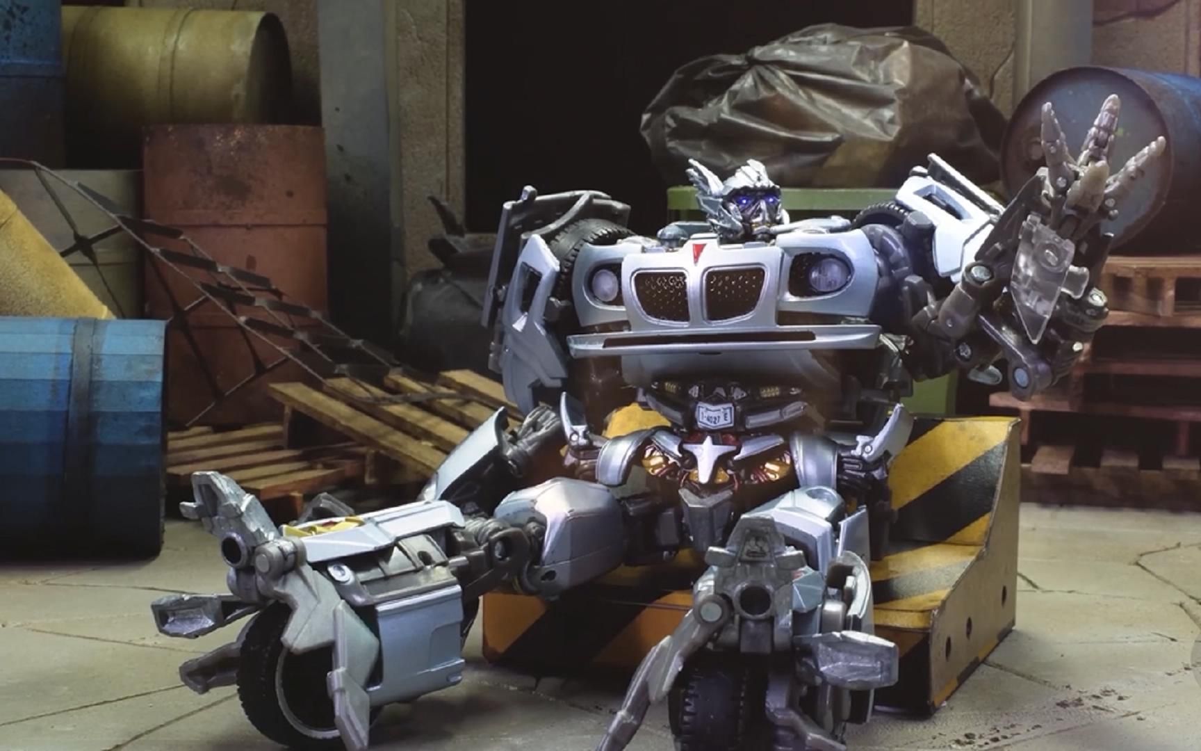 【变形金刚】小个子爵士对上残暴密卡登，结局在一开始就已经注定_哔哩哔哩_bilibili