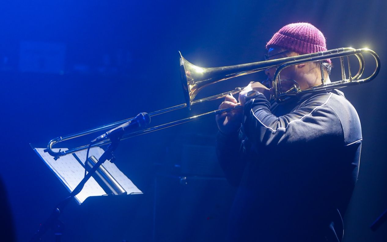 Dance Monkey ft. Trombone，不好意思来晚了。_哔哩哔哩_bilibili