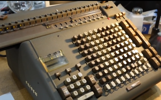 [生肉字幕]FLTEN STW10机械计算器除以0_哔哩哔哩 (゜-゜)つロ 干杯~-bilibili