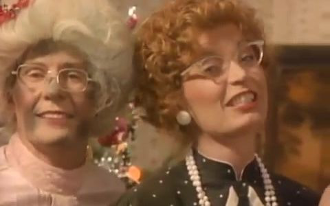 Elmo & Patsy - Grandma Got Run over by a Reindeer_哔哩哔哩_bilibili