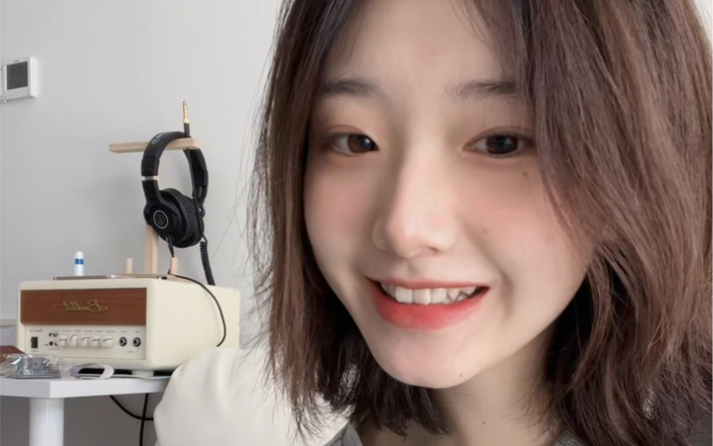 闺蜜和敌蜜就一个字～啊？-Yige一格-Yige一格-哔哩哔哩视频