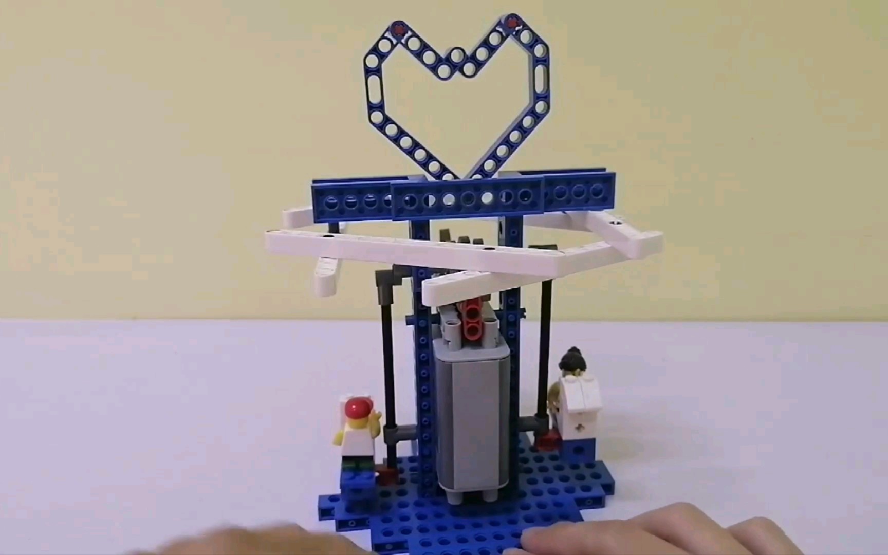 【乐高9686套装作品展示】旋转木马_哔哩哔哩_bilibili