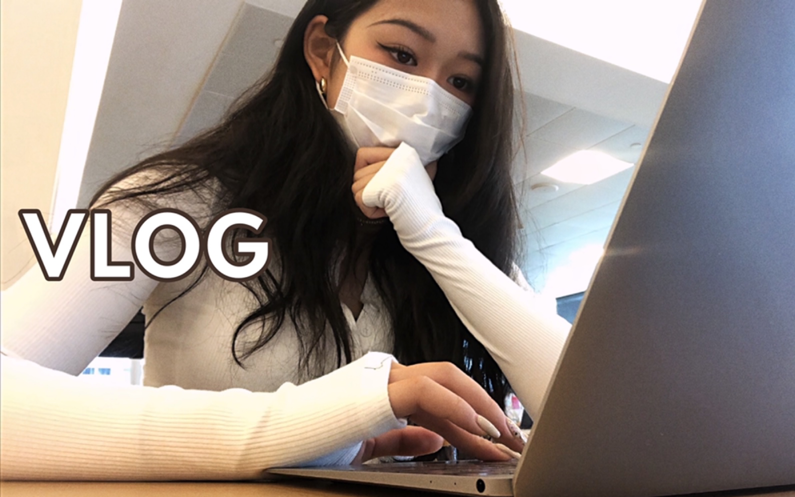 VLOG 久违的去了图书馆｜大学第一个期末季:)-jenn_xuu-jenn_xuu-哔哩哔哩视频