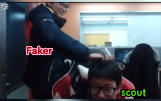 SKT的队宠小学弟，faker 应该是多么希望可以和scout 对一次线～ - 视频下载 Video Downloader