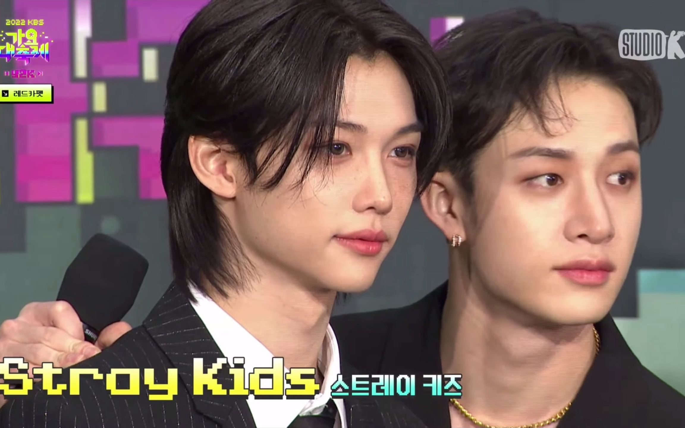 【Stray Kids】全员高帅！KBS歌谣大祝祭 红毯cut｜22121... - 哔哩哔哩