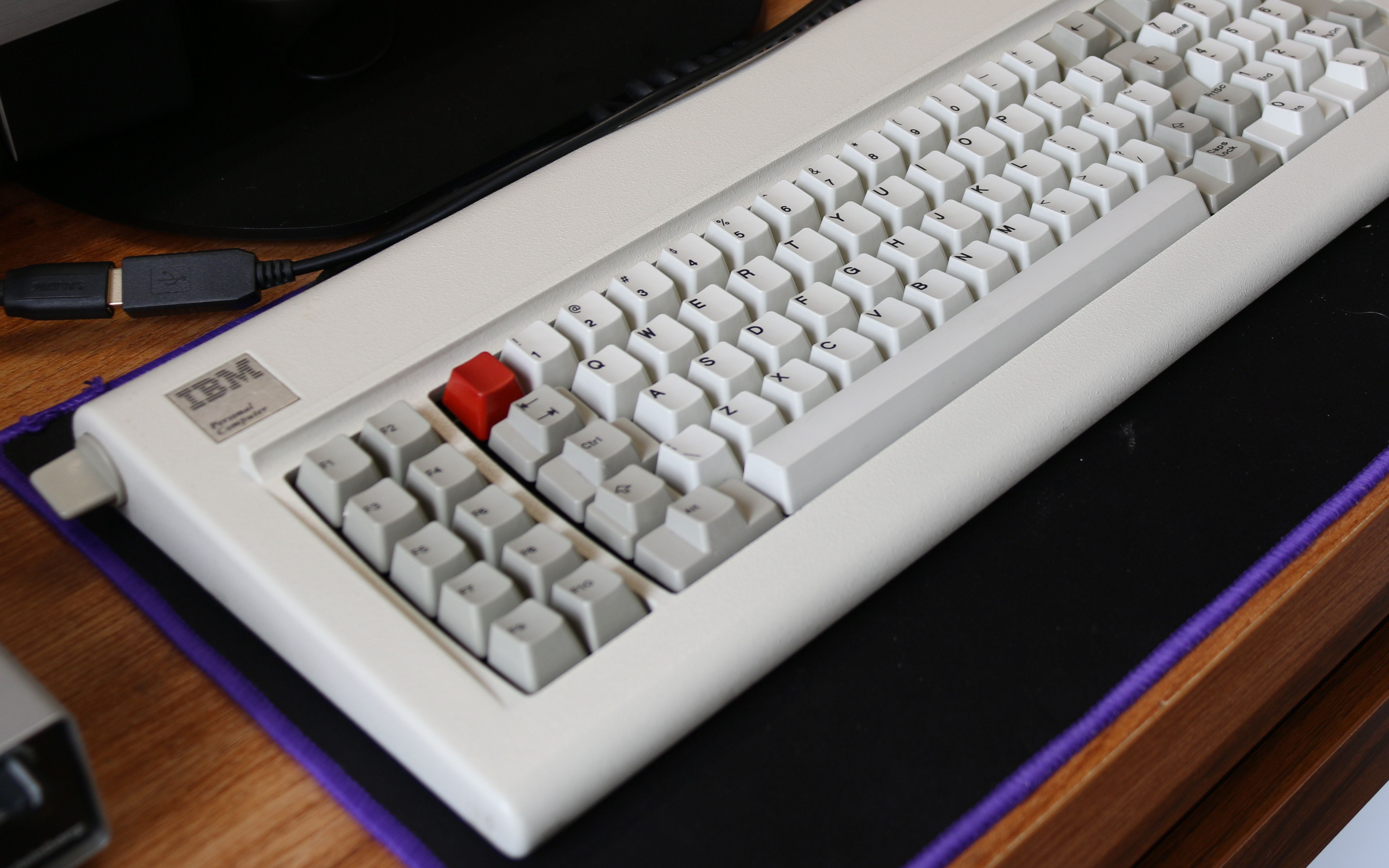 IBM Model F XT静电容屈蹲簧打字声 - 哔哩哔哩