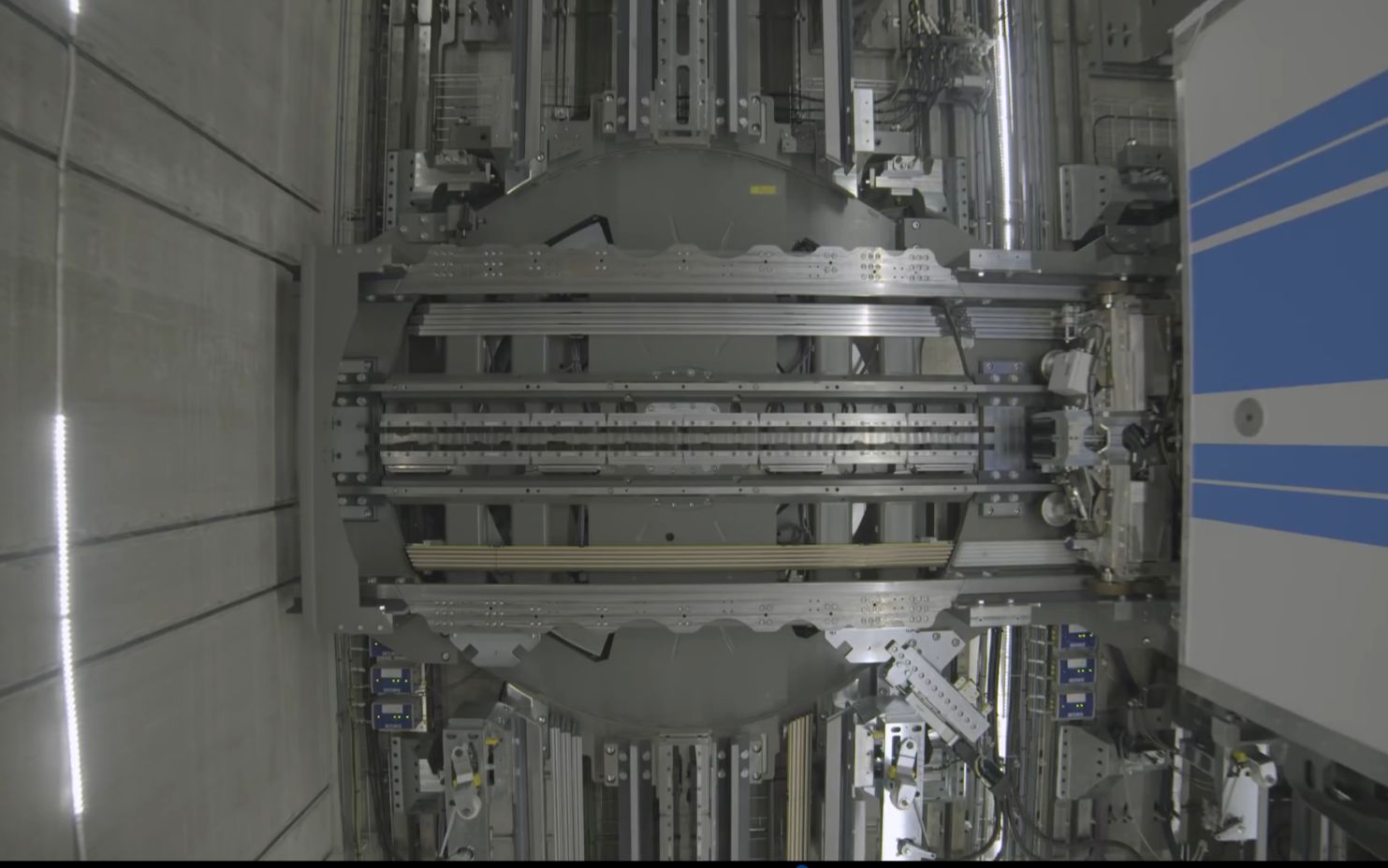 【有趣】世界上第一个横向移动电梯系统 ThyssenKrupp the world’s first sideways-moving ...