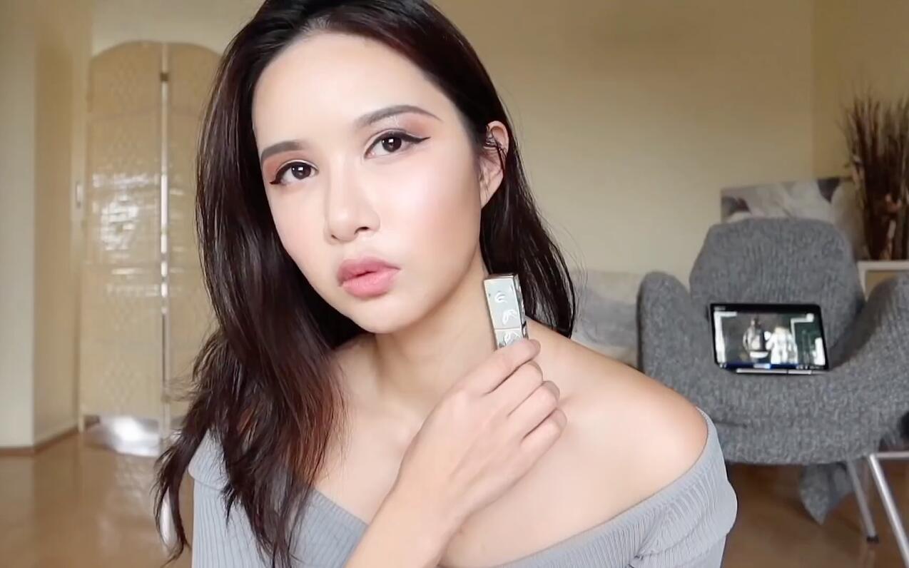 【欧阳春晓Aurora1】15min迷人肩颈全套打造 轻松get直角肩＋少女背! - 哔哩哔哩