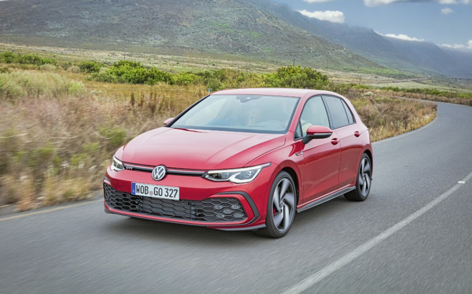 【DPCcars】第八代高尔夫GTI动态测试_哔哩哔哩_bilibili