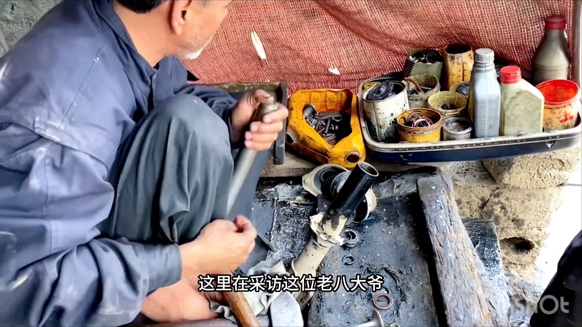 减震器仙人，2000卢比路边摊修复八手铃木减震器-发光的三极管yoyo-发光的三极管yoyo-哔哩哔哩视频