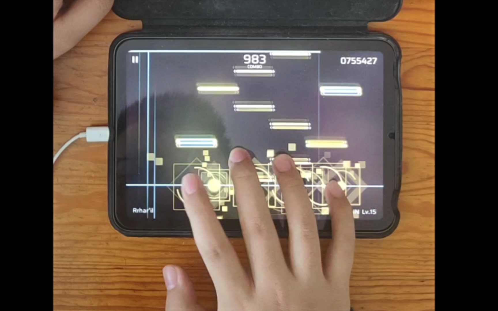 【底力爆发】单手Phigros Rrhar'il IN 单手Full Combo（AP-4）