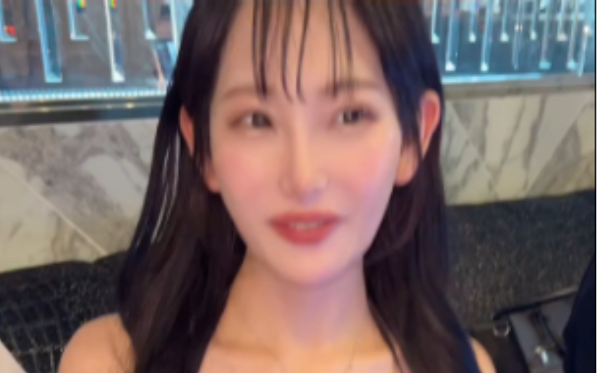 leeae_ai 李爱的可爱变装-快乐滋崩在这里-默认收藏夹-哔哩哔哩视频