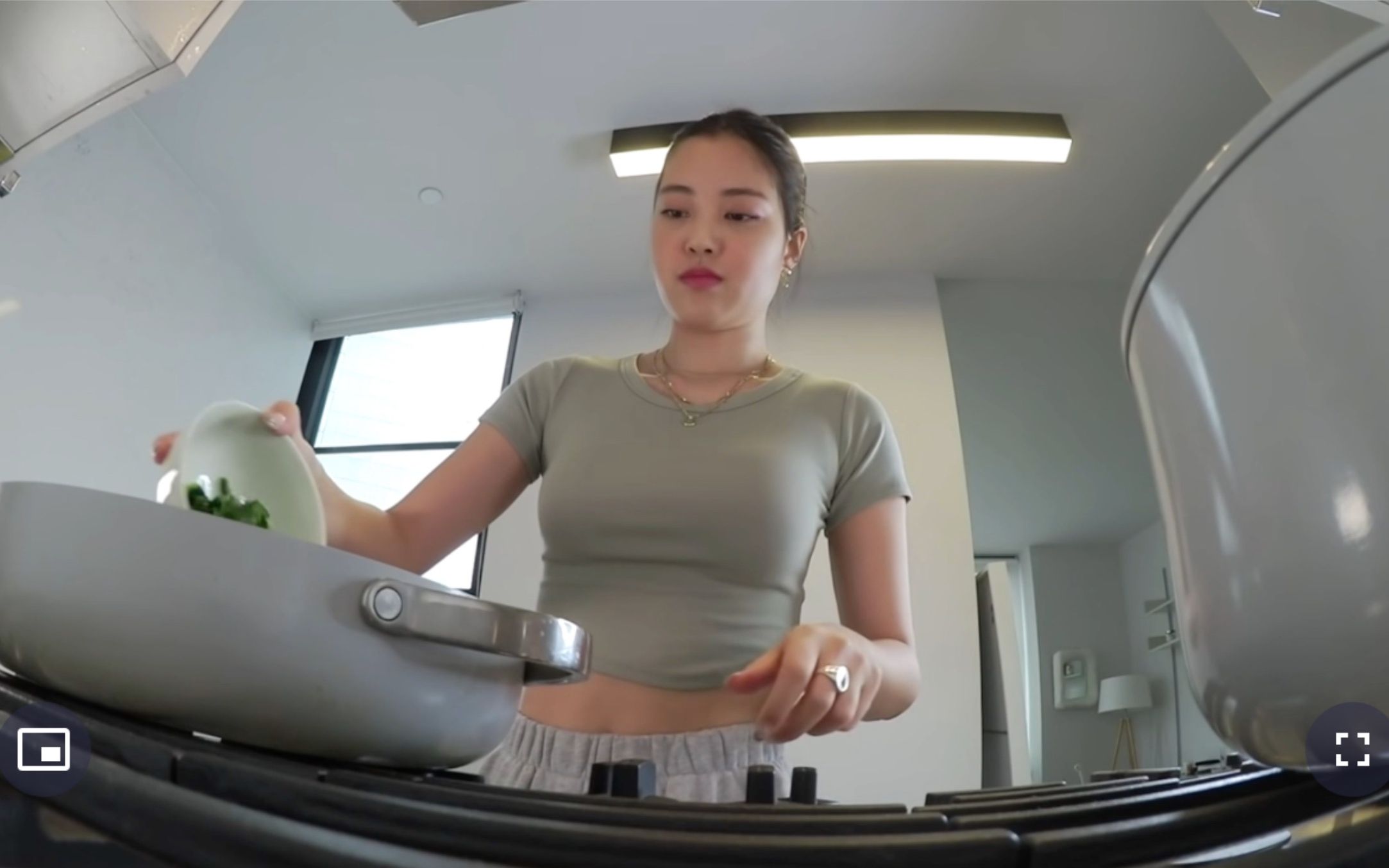 【Michelle Choi】独居日记：一周在家的轻松，理发，健身，做饭！_哔哩哔哩_bilibili