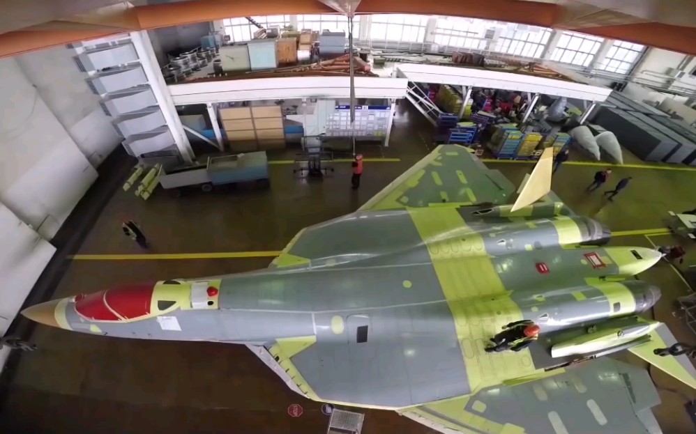 生产线上的SU57_哔哩哔哩_bilibili