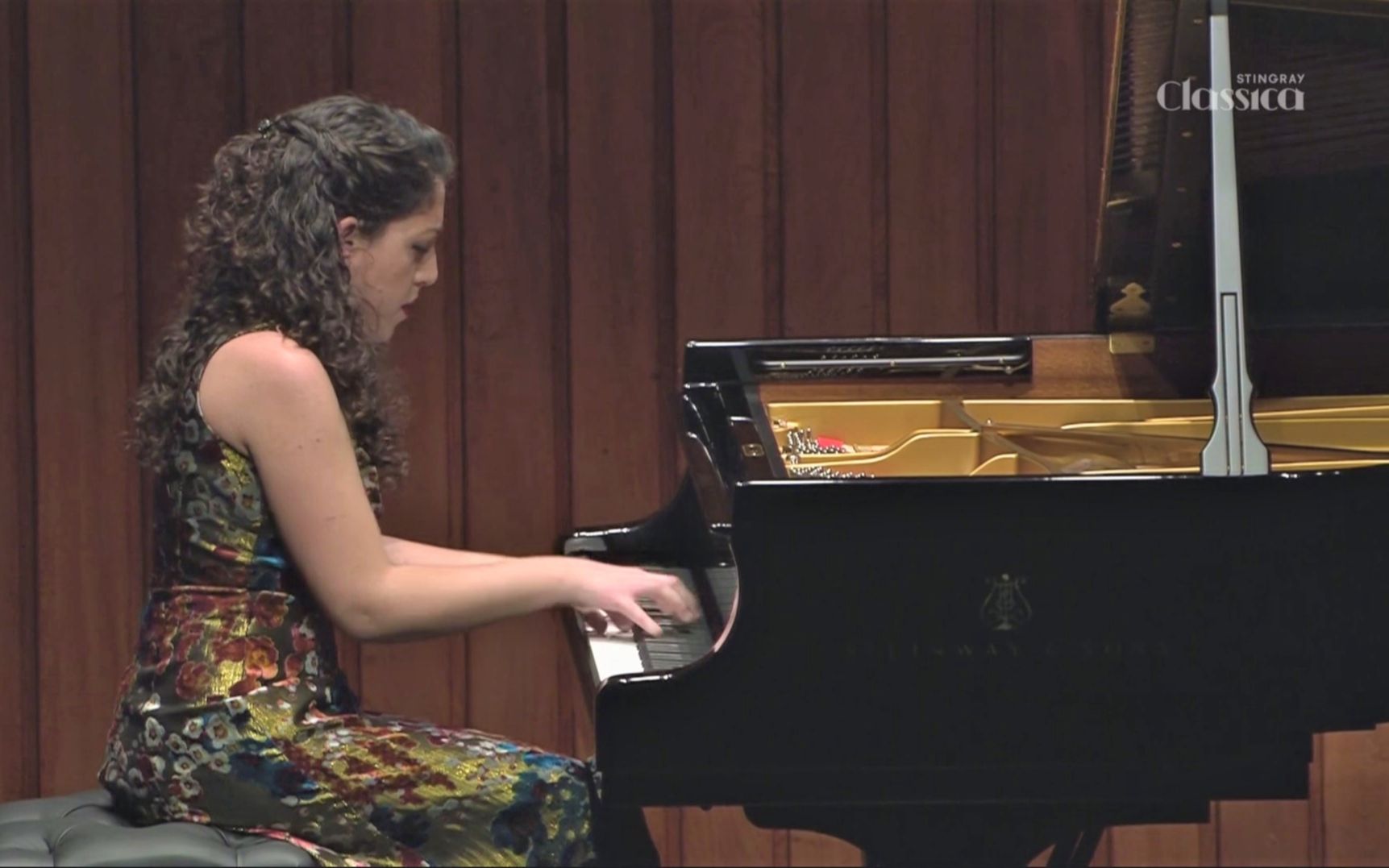 贝阿特丽斯·拉娜演奏舒曼、拉威尔与斯特拉文斯基作品 Beatrice Rana Schumann Ravel Stravinsky in ...