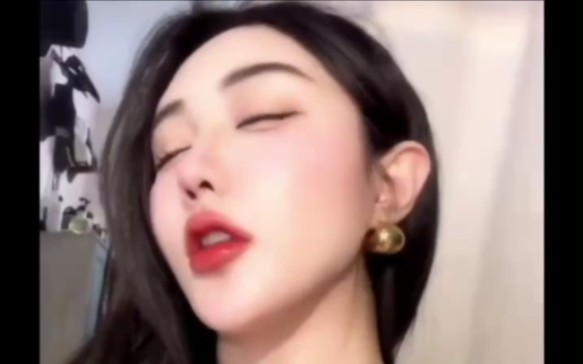 私人教练夹腿视角男友视角？ 视频下载 Video Downloader