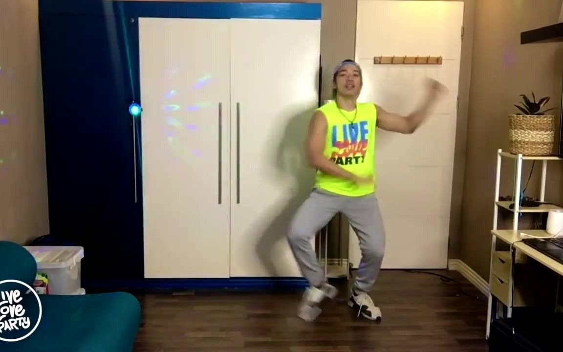 最新最in的ZUMBA尊巴健身舞蹈 Booty Wurk LLP_哔哩哔哩_bilibili