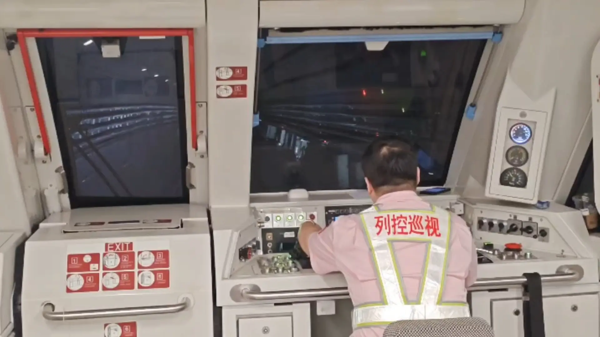 GOA4自动驾驶地铁罕见地人工驾驶！弹射起步！暴力达速76km/h！上海地铁10号线运转之路_哔哩哔哩_bilibili