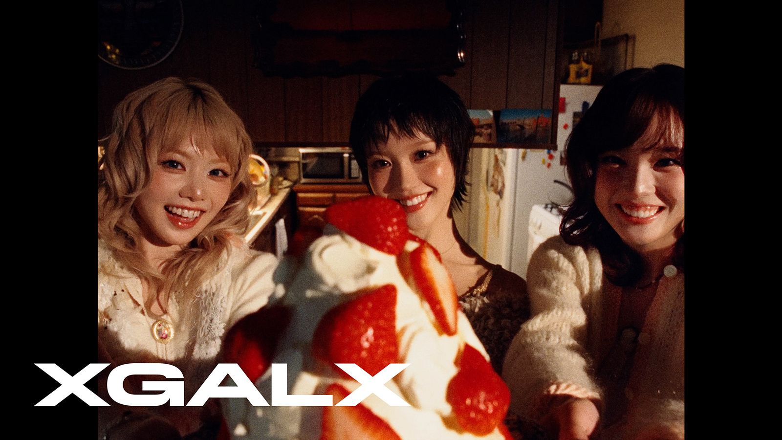 XG - 4 SEASONS (Official Music Video)-XGALX_XG-XGALX_XG-哔哩哔哩视频