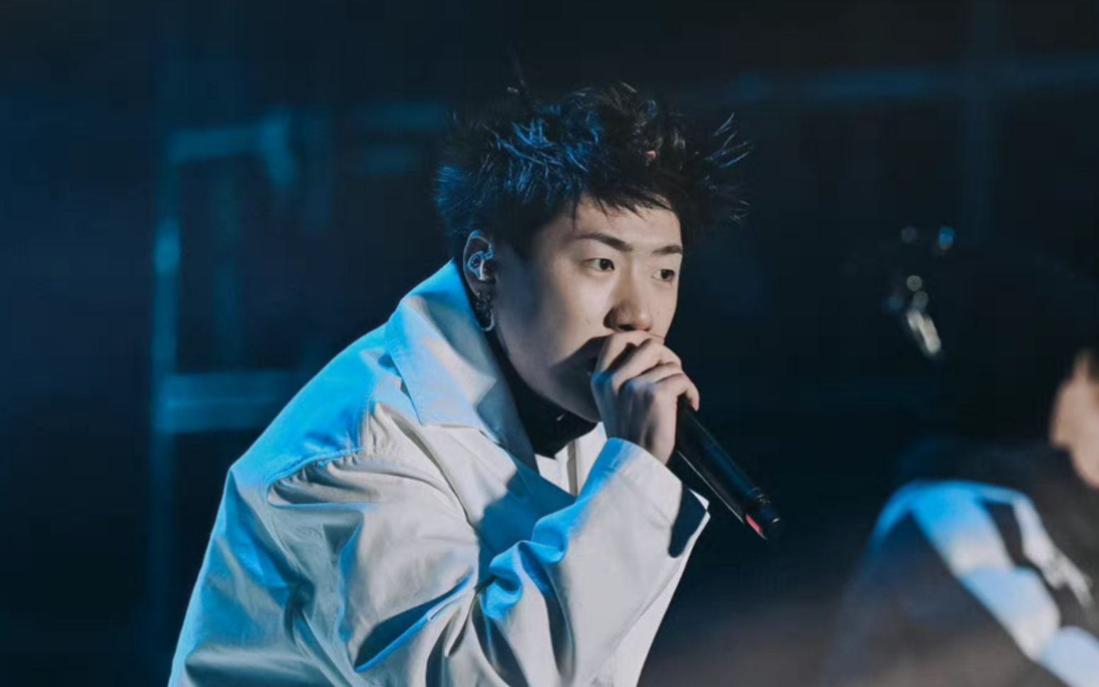 【Capper】新歌《雪 Distance》feat罗言 - 视频下载 Video Downloader