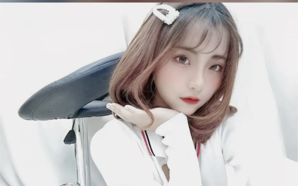 你的甜系女友之一yuumeilyn linhai_cute onlyfans近期有点火的女孩