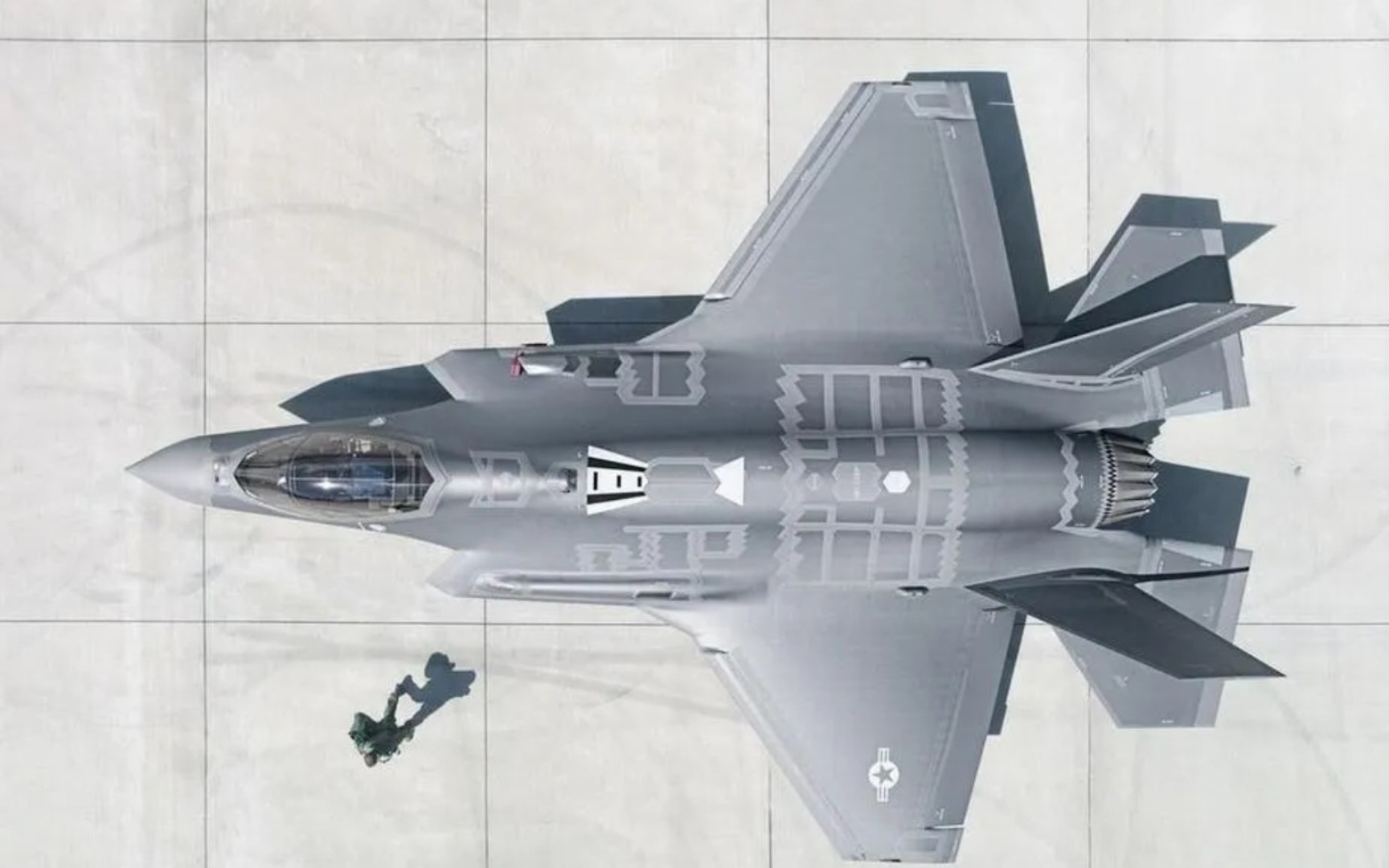 F-35能否成为西方世界空战的未来？_哔哩哔哩_bilibili