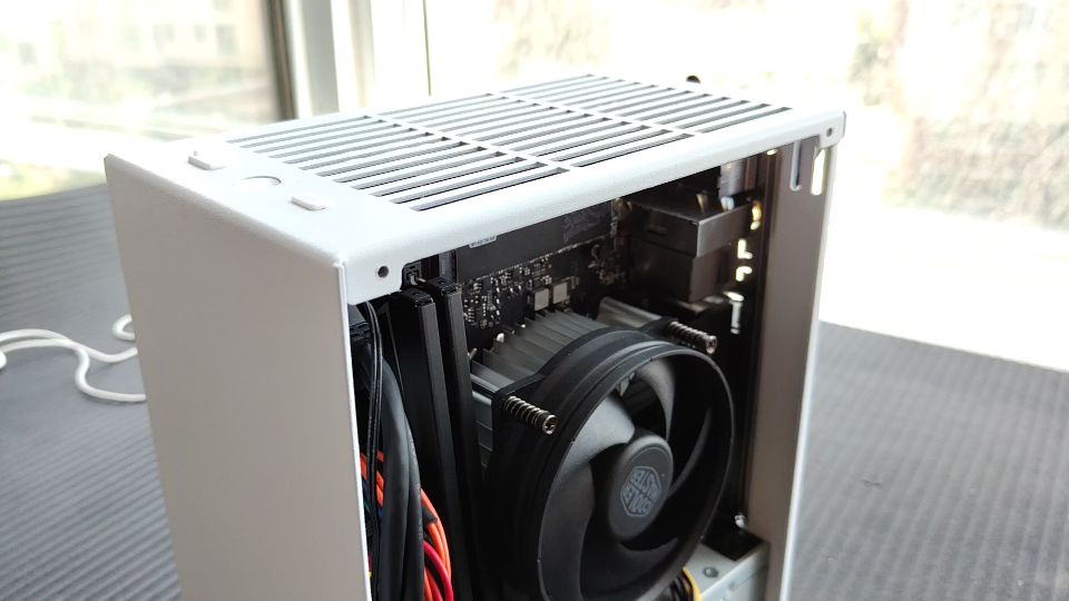 k39机箱装机避坑分享，极致小巧独显itx强烈推荐_哔哩哔哩_bilibili